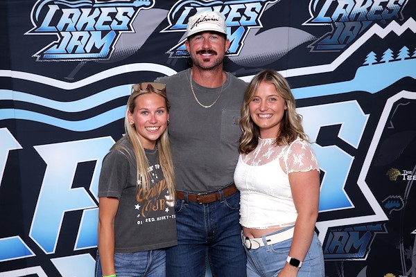 Meet & Greet: Riley Green | Lakes Jam