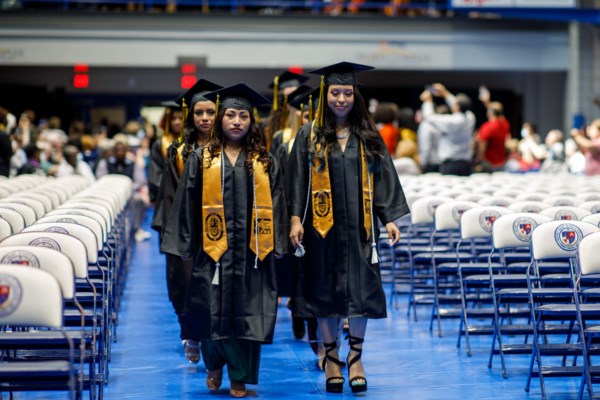 Frederick High School Graduation | Frederick County Public Schools, MD