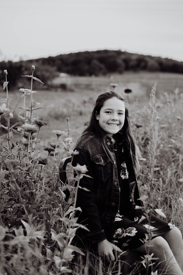 Angel Florez Sunflower Field | Eden Chae Photography